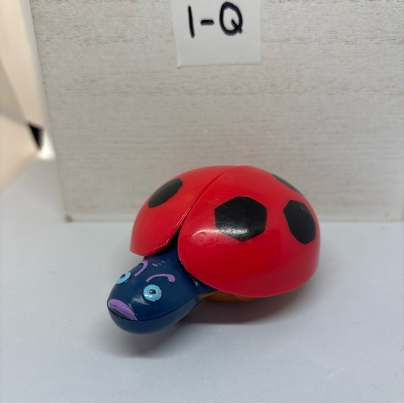 Toys | The Grouchy Lady Bug Action Figure Eric Carle Toy Finger Puppet ...